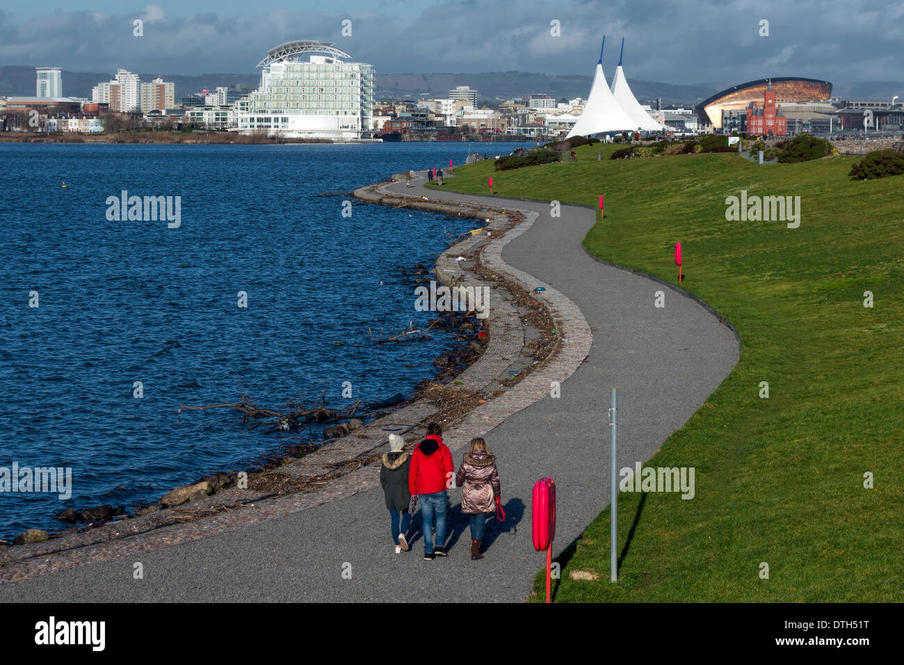 Welsh parliament cardiff people hi-res stock photography and images - Alamy