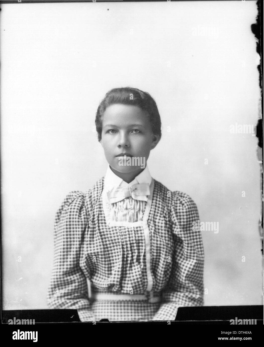 Gingham dress hi-res stock photography and images - Alamy