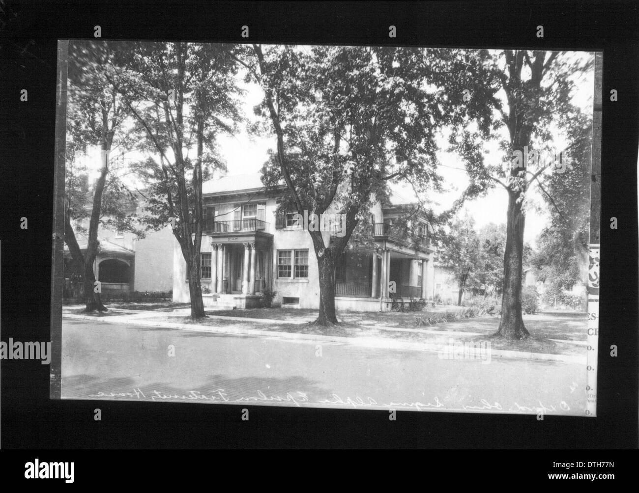 Alpha house hi-res stock photography and images - Alamy