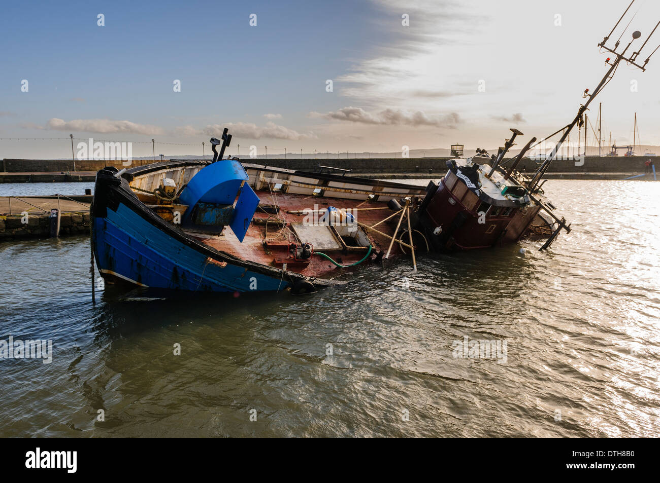 Submerged Boat Stock Photos & Submerged Boat Stock Images - Alamy