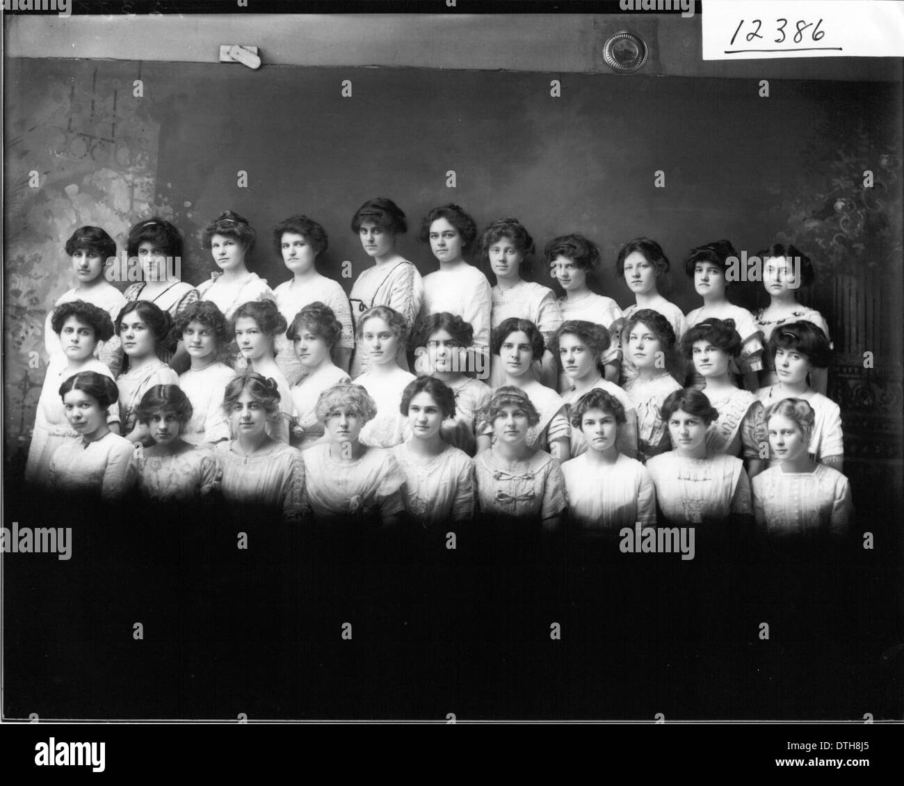 A group portrait of the Western College Agora Club members from 1913 ...