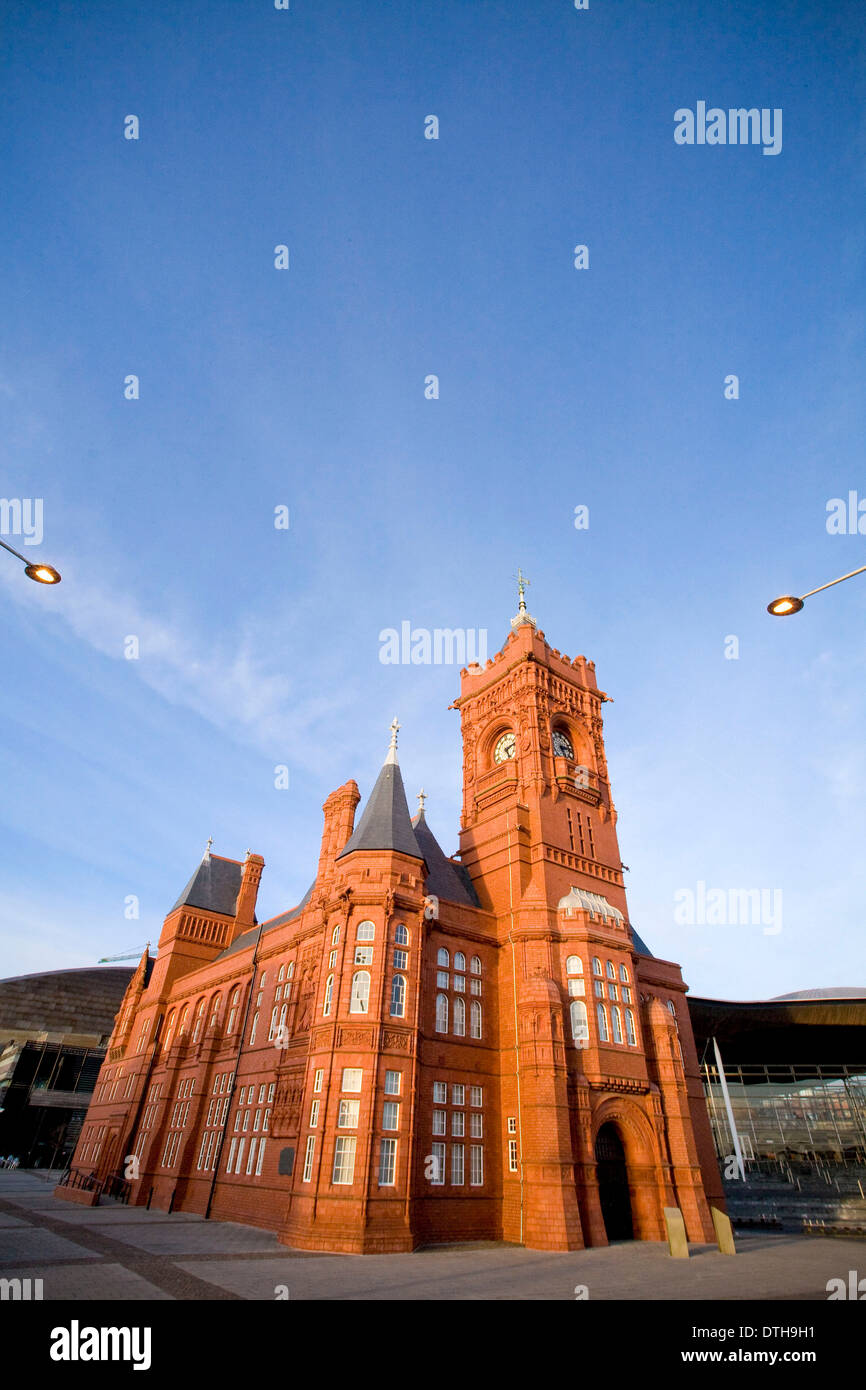 Pierhead cardiff hi-res stock photography and images - Alamy