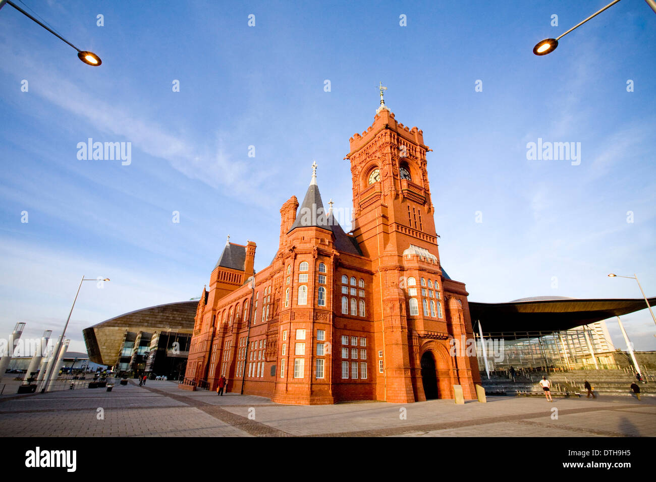 Pierhead cardiff hi-res stock photography and images - Alamy