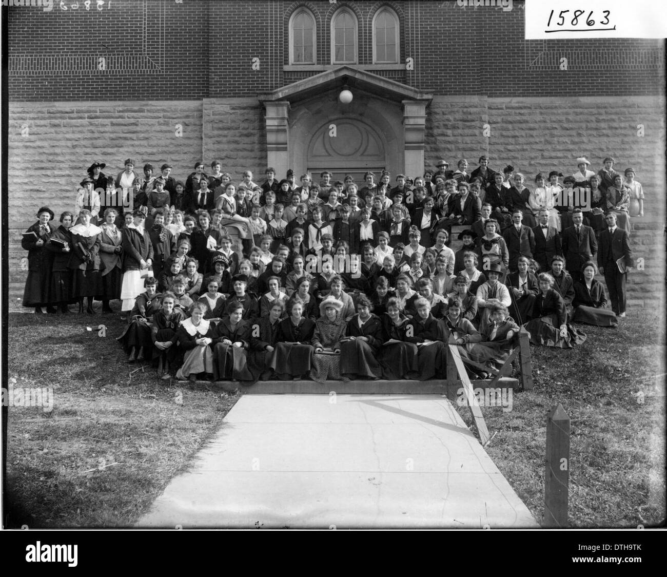 Image captures group students Black and White Stock Photos & Images - Alamy