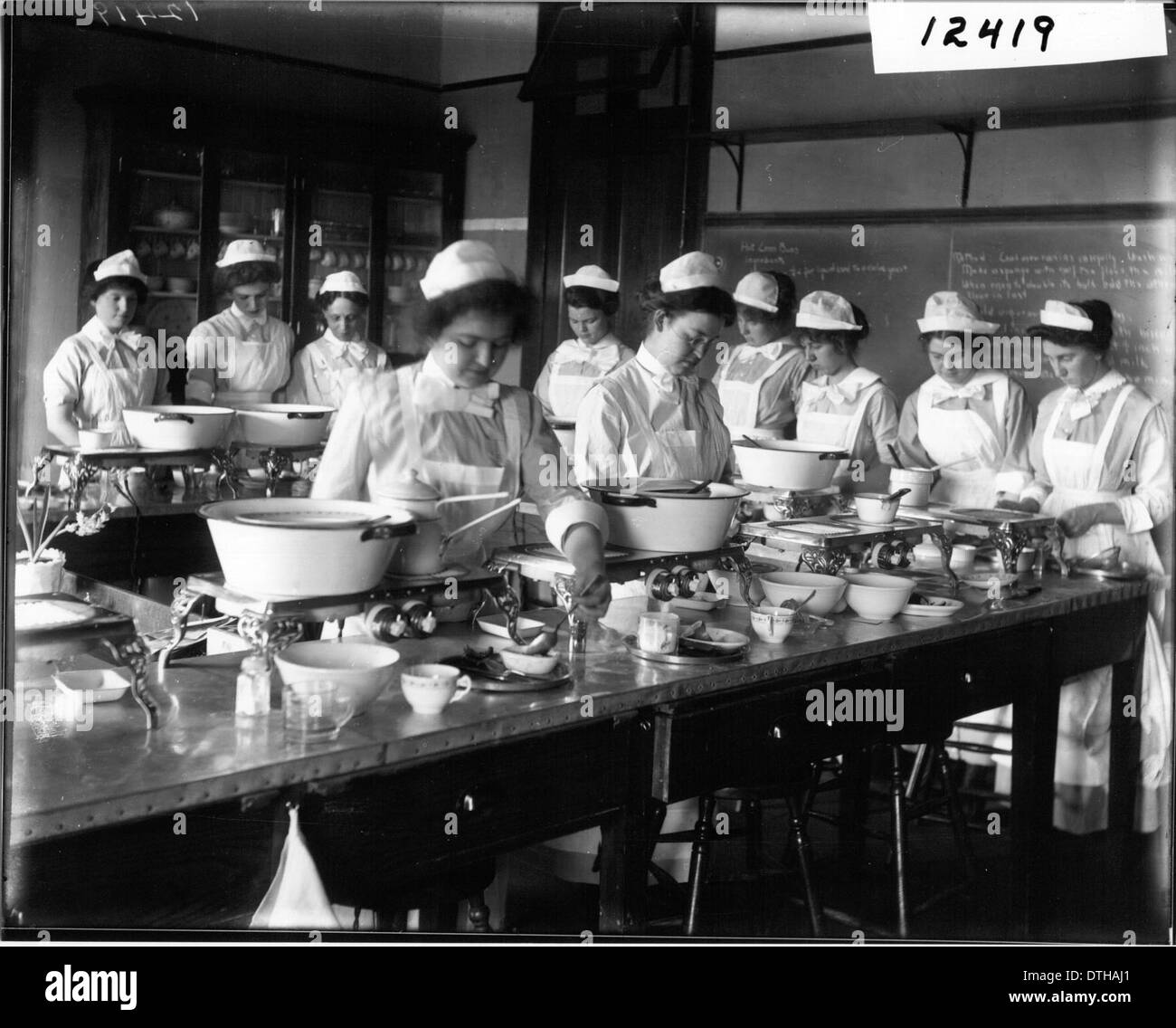 Home economics classroom Black and White Stock Photos & Images - Alamy