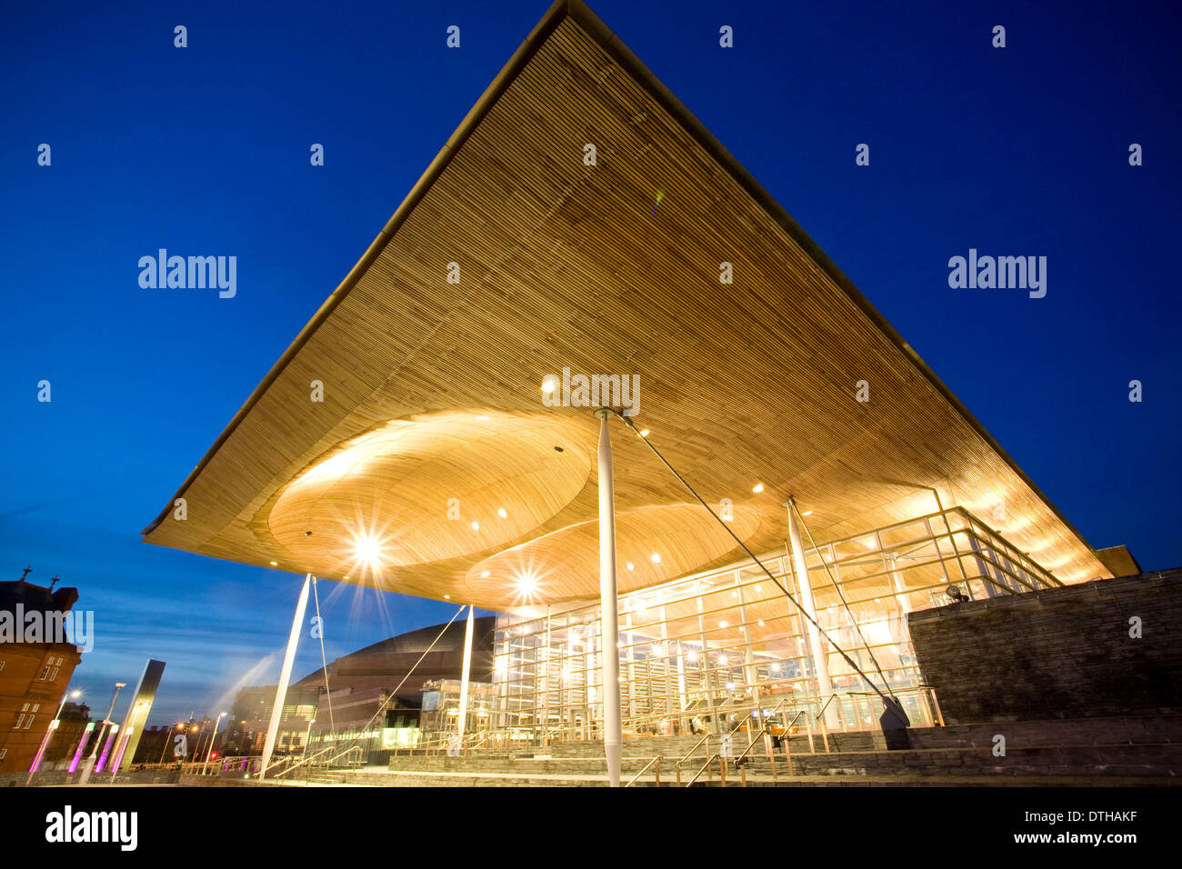 Senedd (Assemnbly Building) Cardiff Bay Stock Photo - Alamy