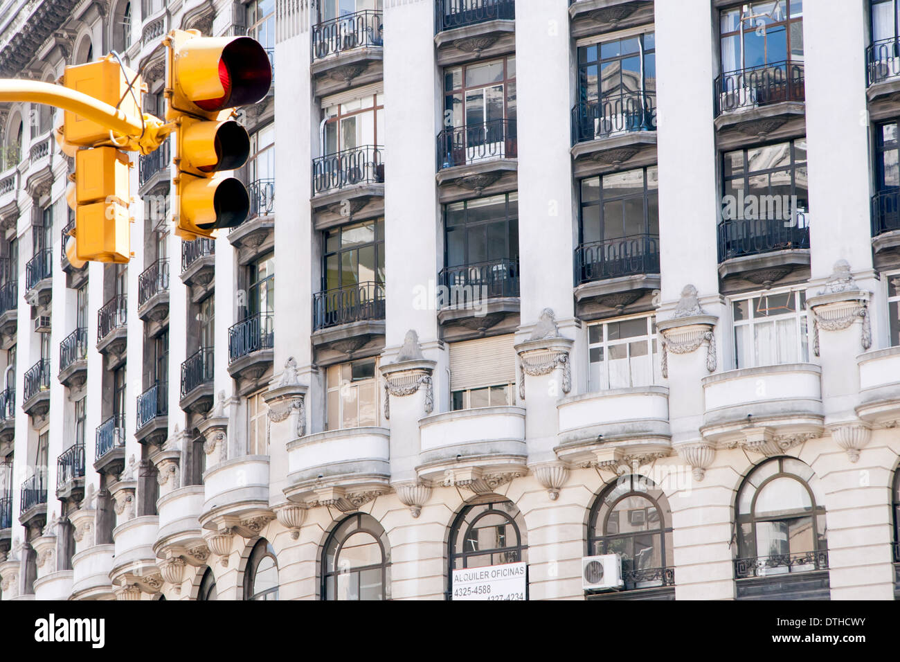 Street light scene hi-res stock photography and images - Alamy