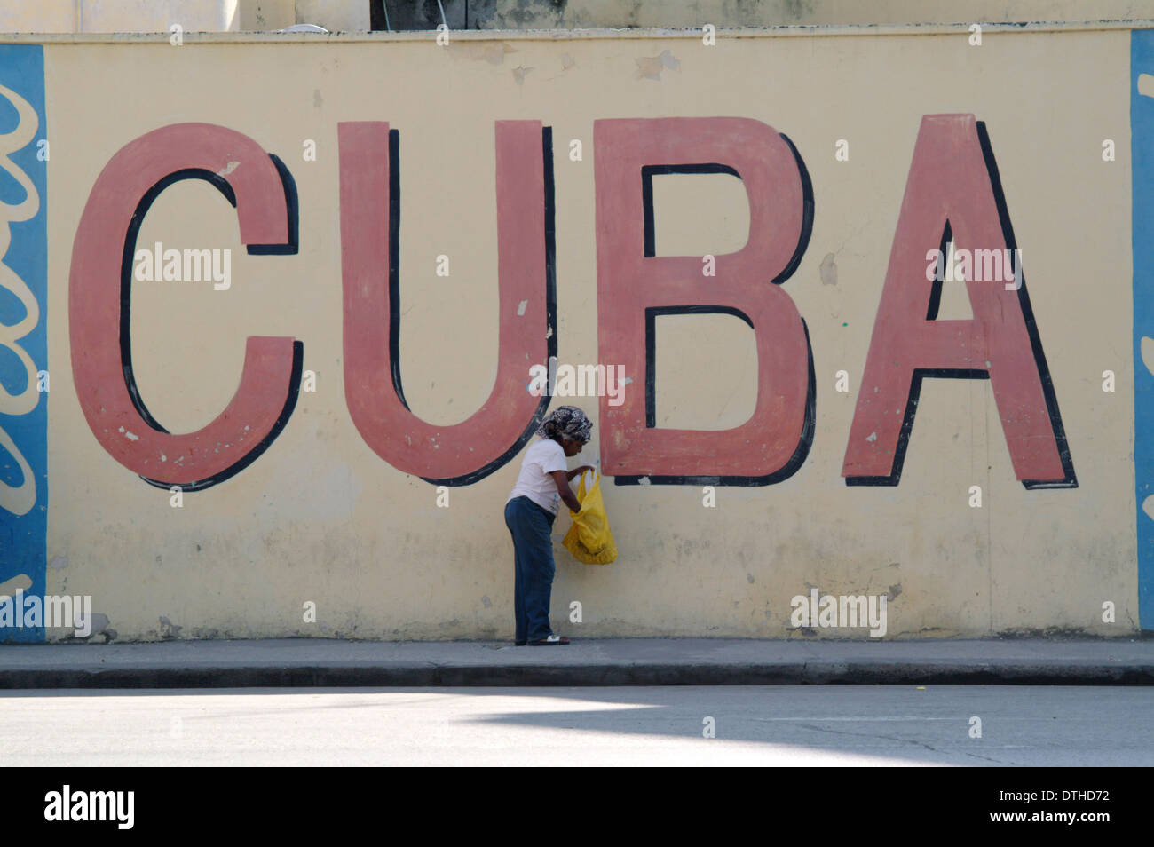 Painted wall in Havana,Cuba Stock Photo - Alamy