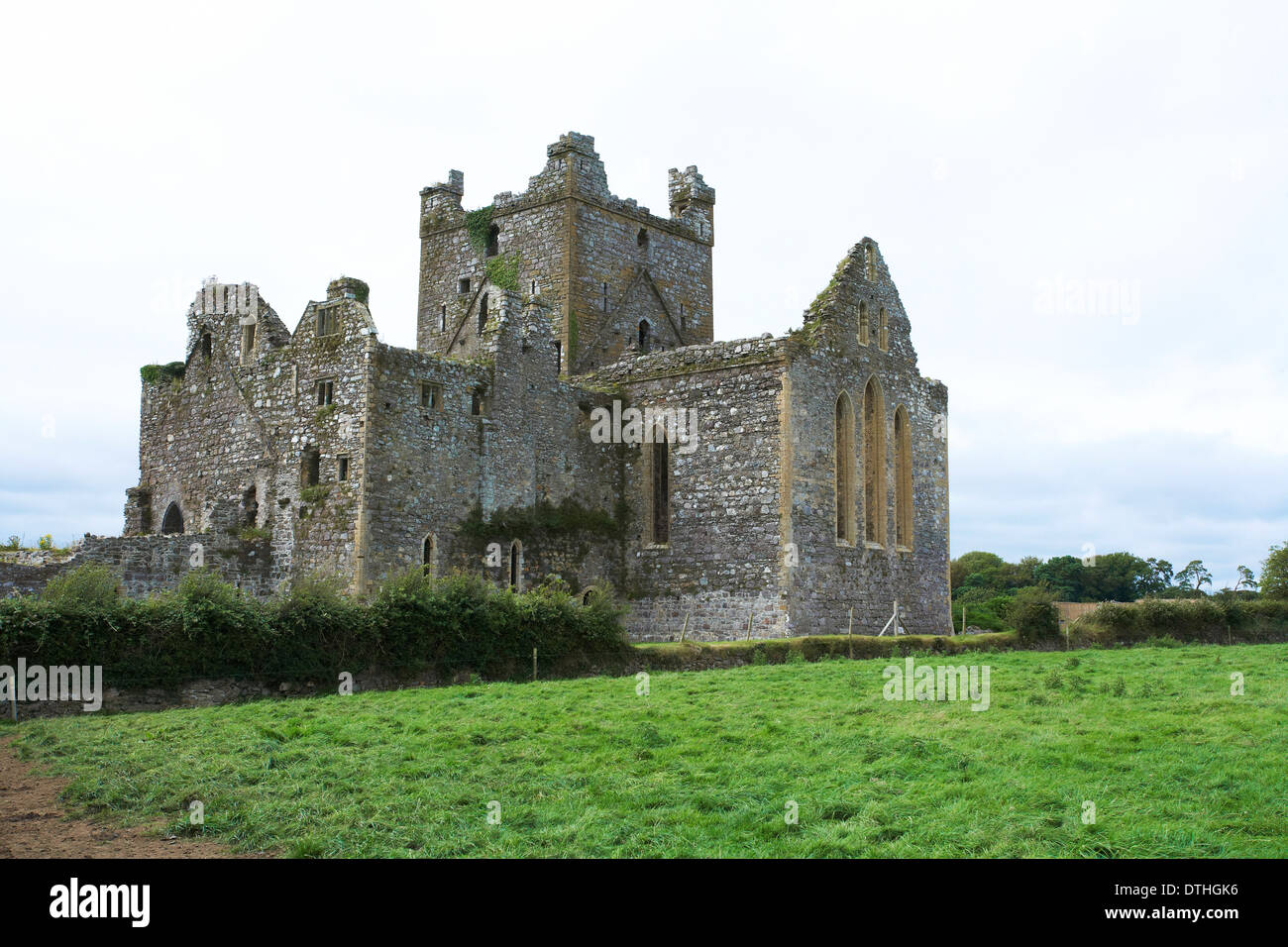 Dunbrody abbey hi-res stock photography and images - Alamy
