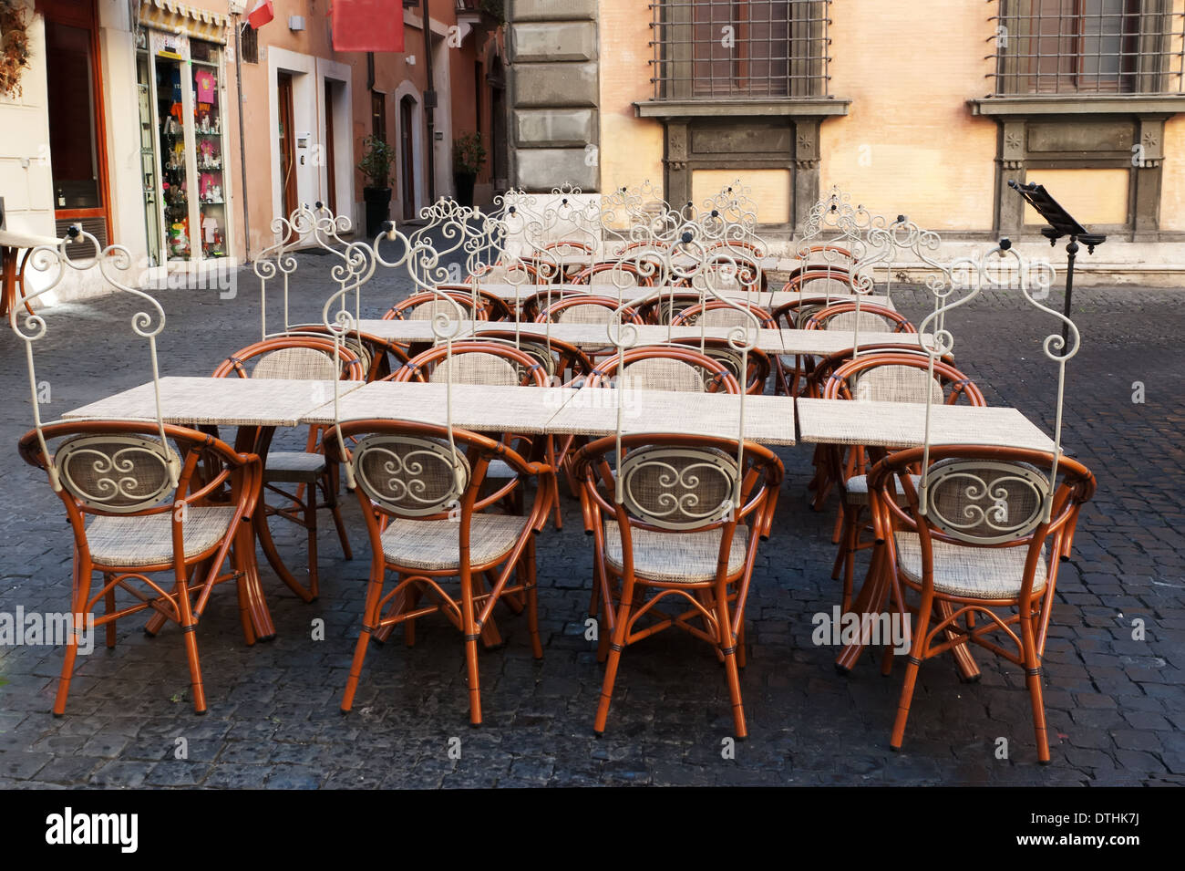 restaurant on street Stock Photo - Alamy