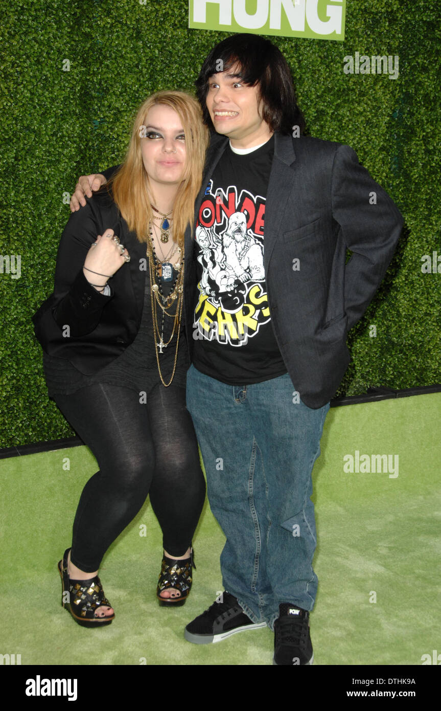 Sianoa Smit-McPhee and Charlie Saxton Stock Photo - Alamy