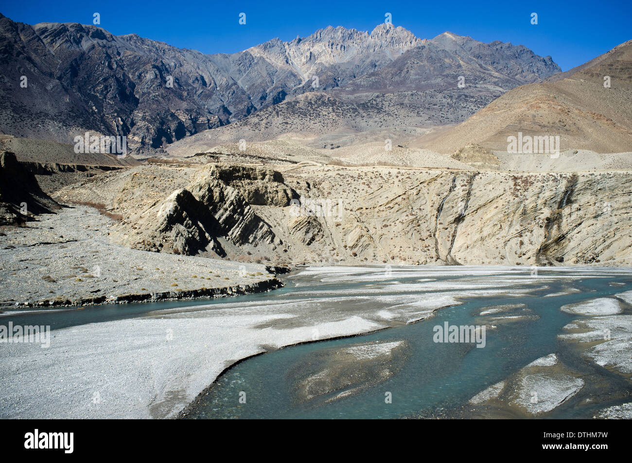 Mountainous view lower mustang nepal hi-res stock photography and ...