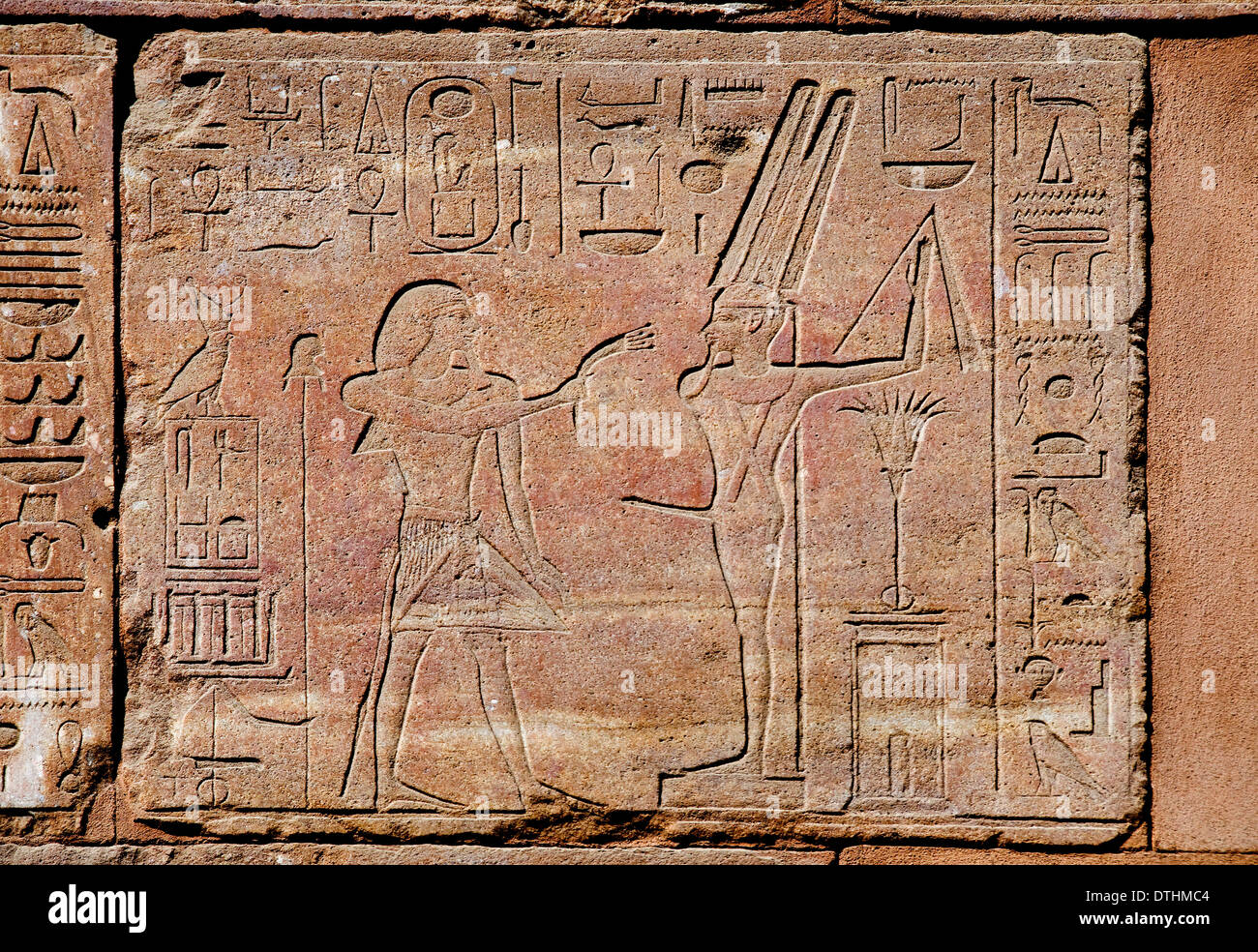 Red Chapel: view of the Pharaoh Queen Hatshepsut tribute to god Min ...