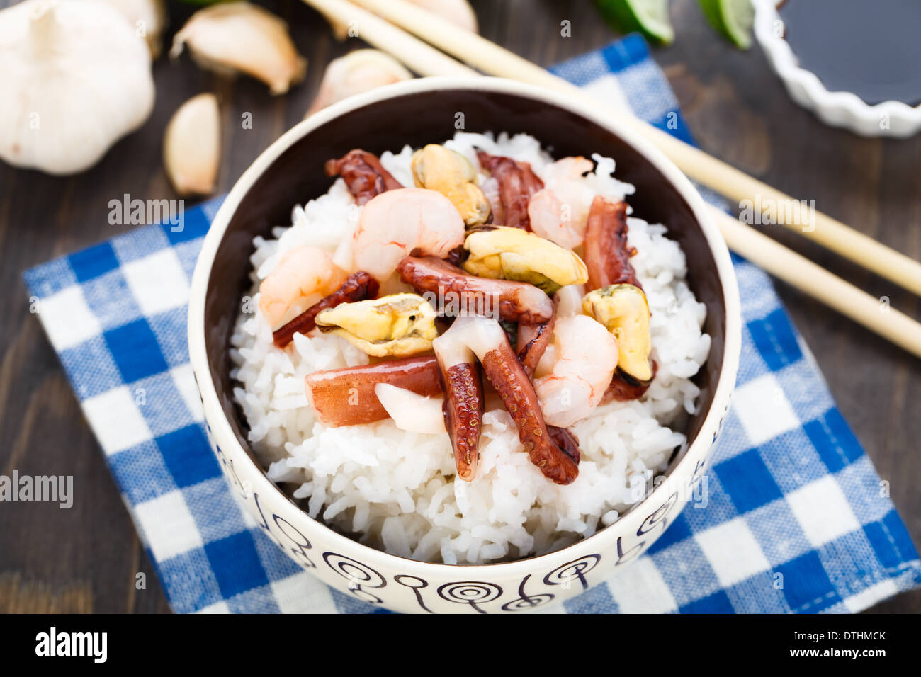 Rice seafood hi-res stock photography and images - Alamy