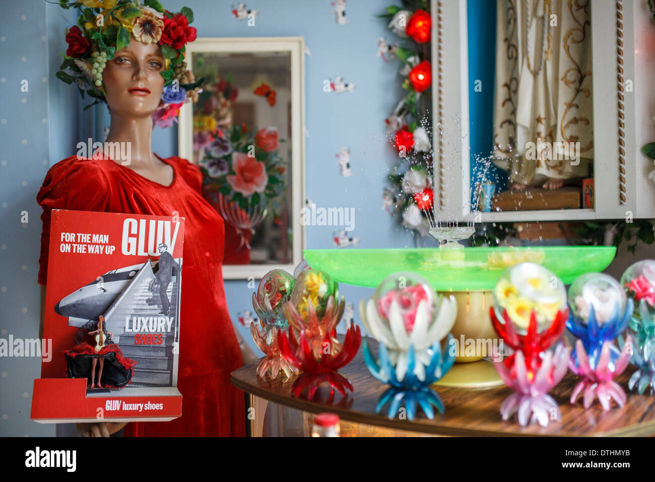 50s fifties kitsch home interior hi-res stock photography and images ...