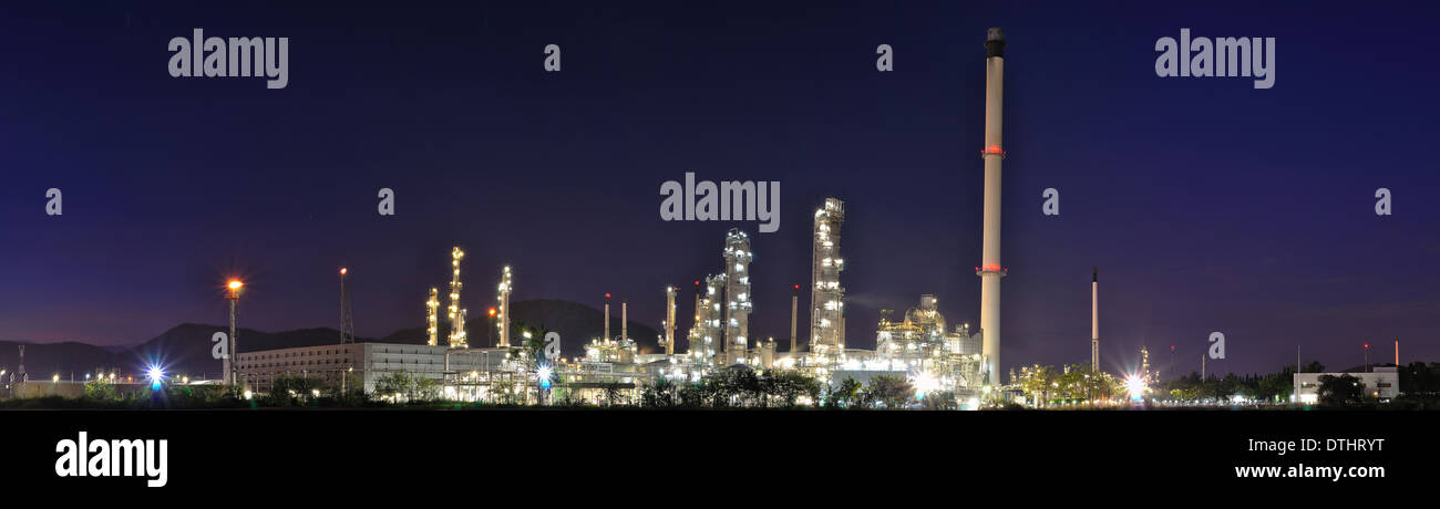 Light mast mechanism hi-res stock photography and images - Alamy