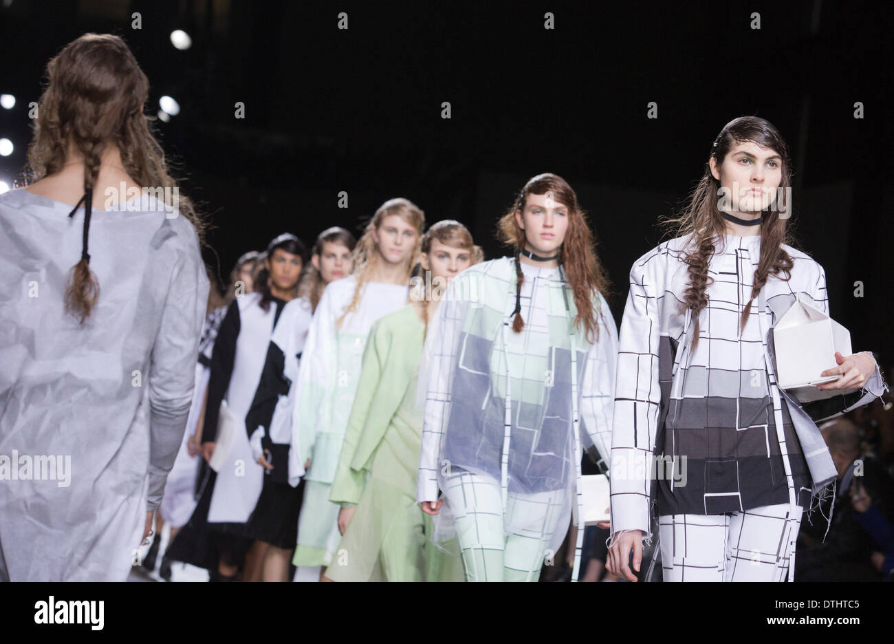 Louise alsop fashion east catwalk hi-res stock photography and images ...