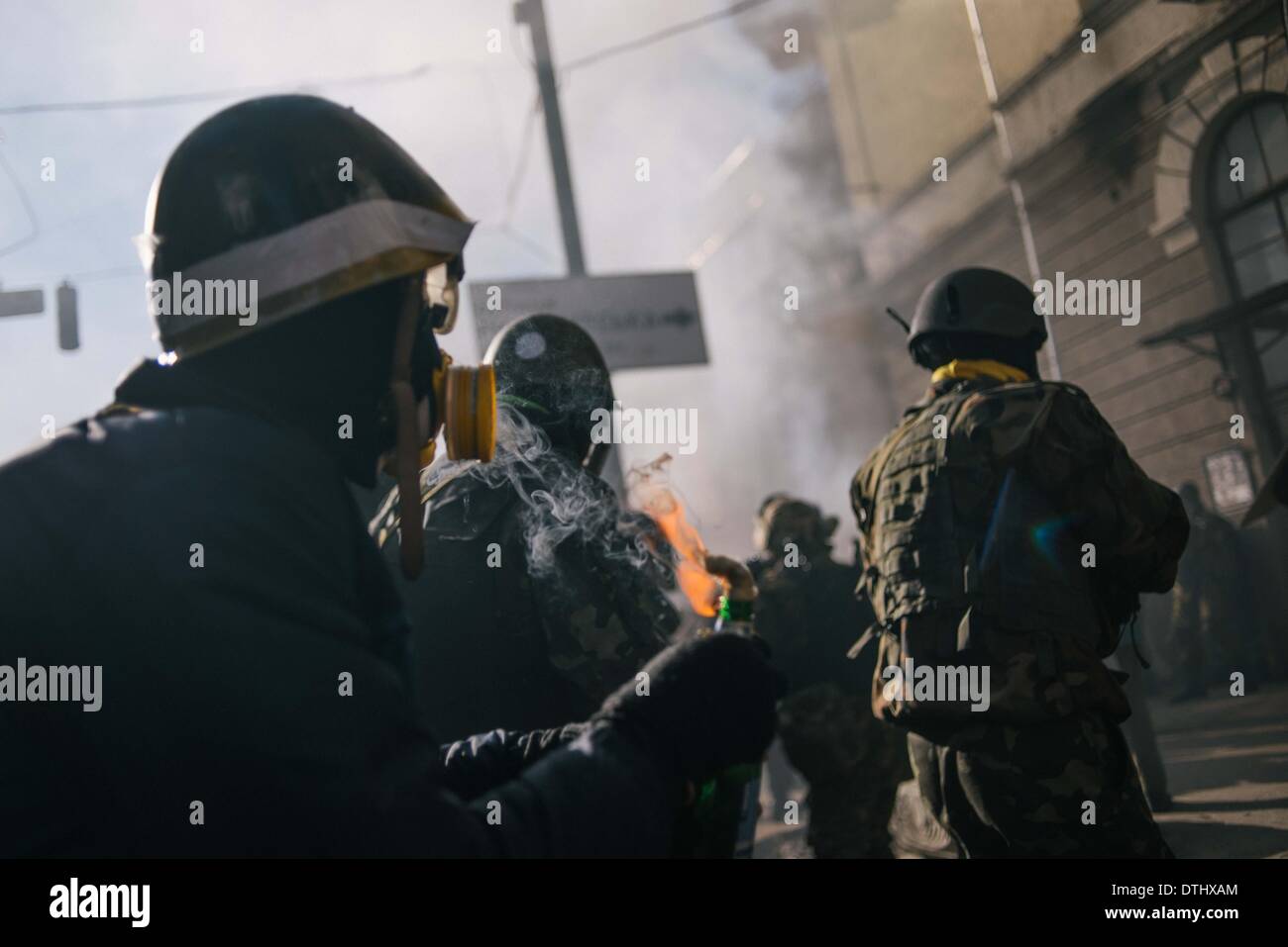 Kiev, Ukraine. 18th Feb, 2014. The self-defense units of Independence ...