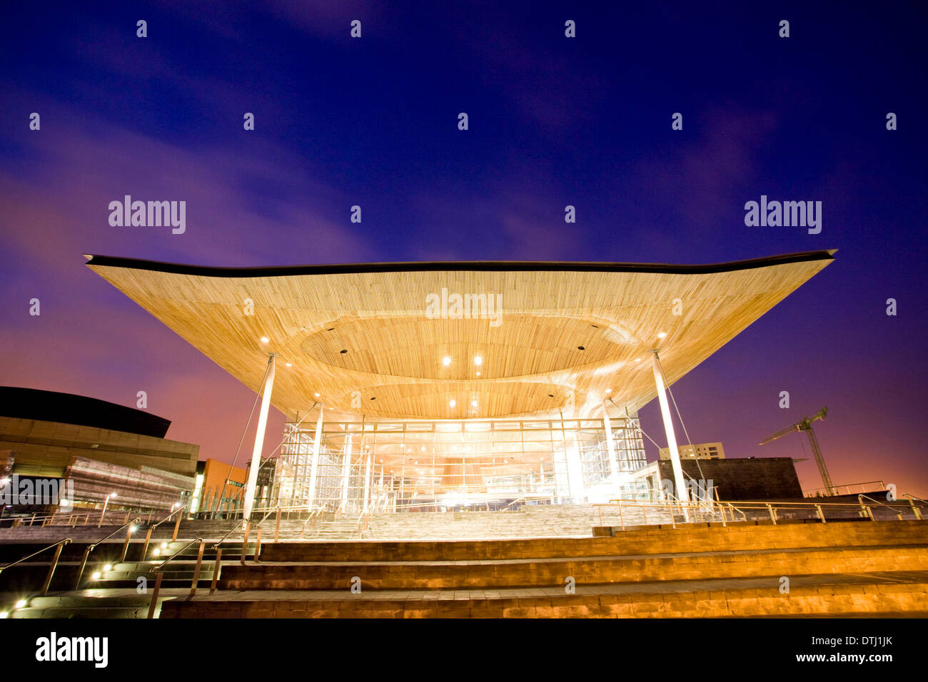 Senedd (Assemnbly Building) Cardiff Bay Stock Photo - Alamy