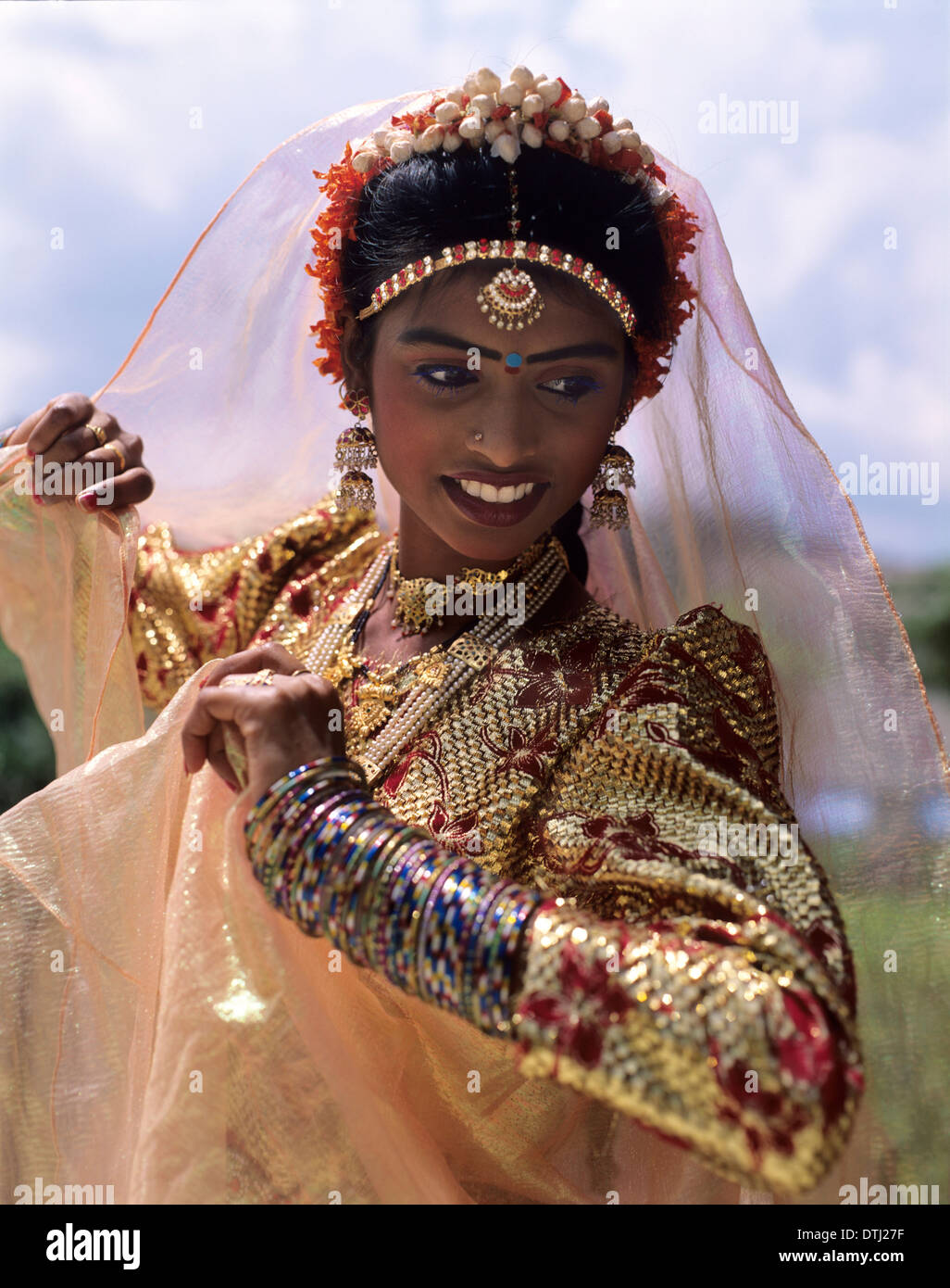 Indian woman in traditional wear Stock Photo - Alamy