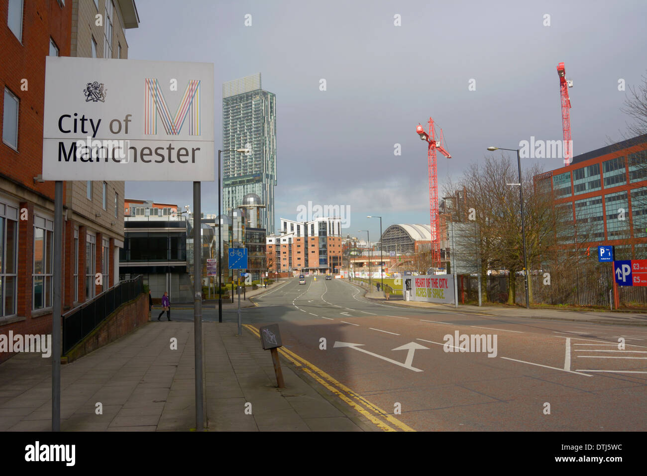 Manchester sign hi-res stock photography and images - Alamy