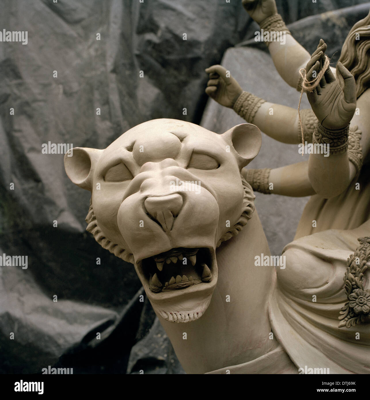 Lion idol in Kumartuli Kumortuli in Calcutta Kolkata in West Bengal in ...