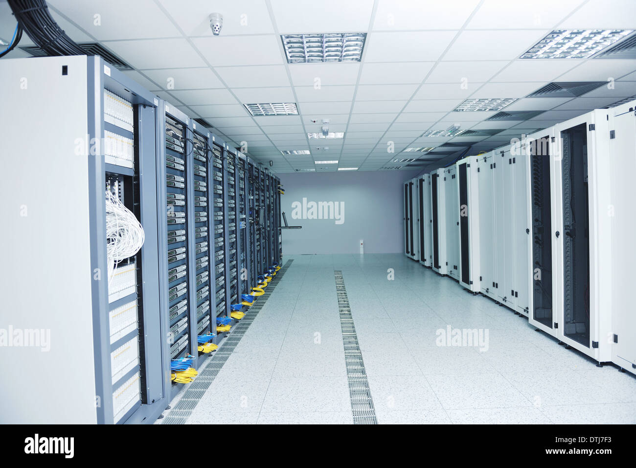 network server room Stock Photo - Alamy