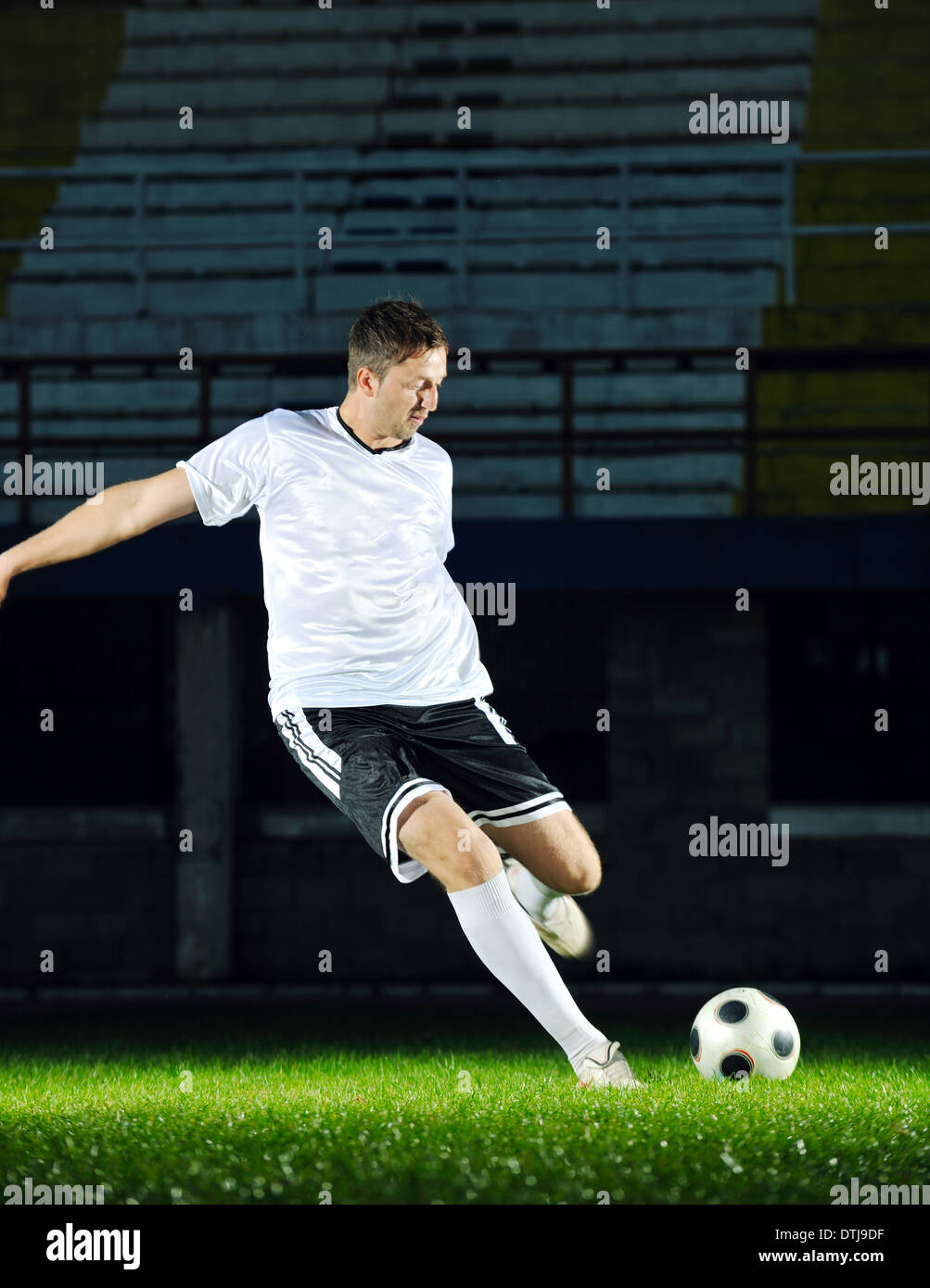 football player in action Stock Photo - Alamy