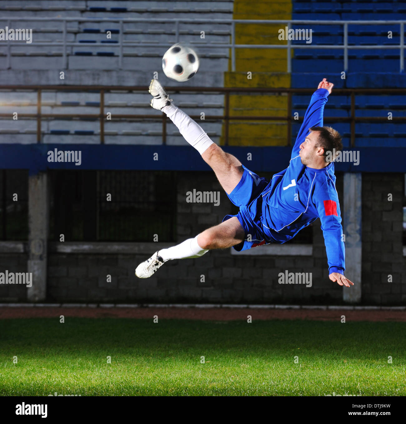 football player in action Stock Photo - Alamy