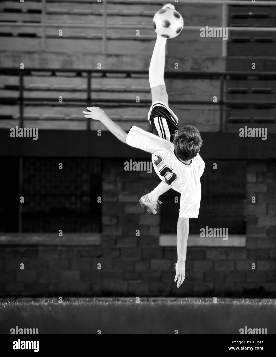 football player in action Stock Photo - Alamy