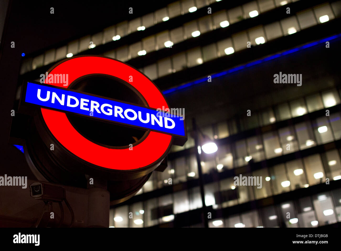 London underground sign Stock Photo - Alamy