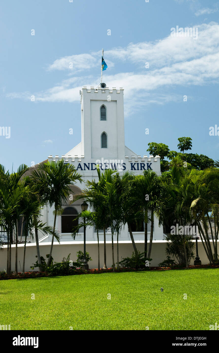 Pier nassau bahamas hi-res stock photography and images - Alamy