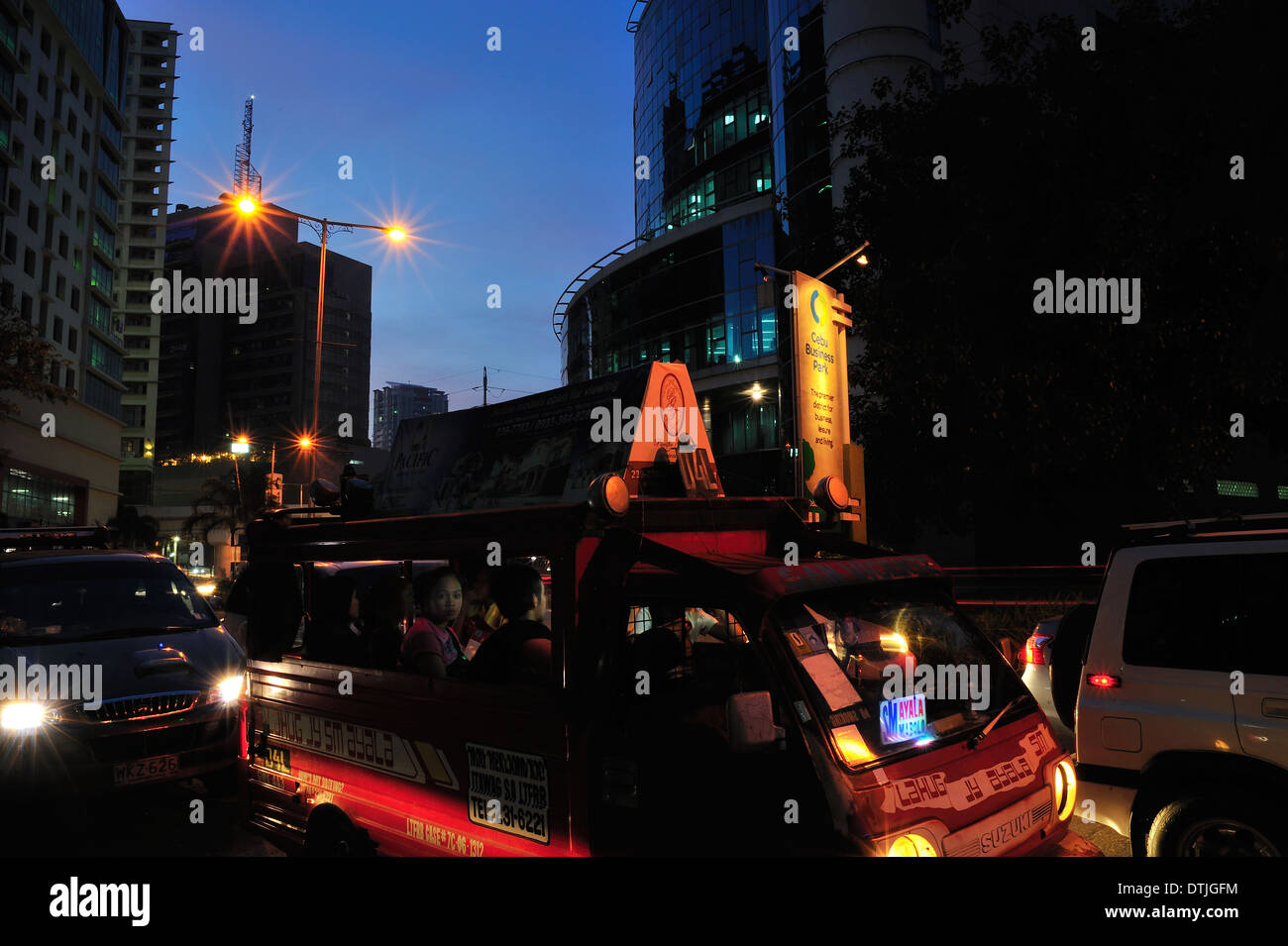 Early Evening Rush Hour Mindanao Avenue Cebu City Philippines Stock ...