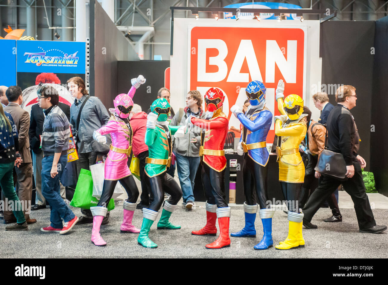 Strike A Pose Stock Photos & Strike A Pose Stock Images - Alamy