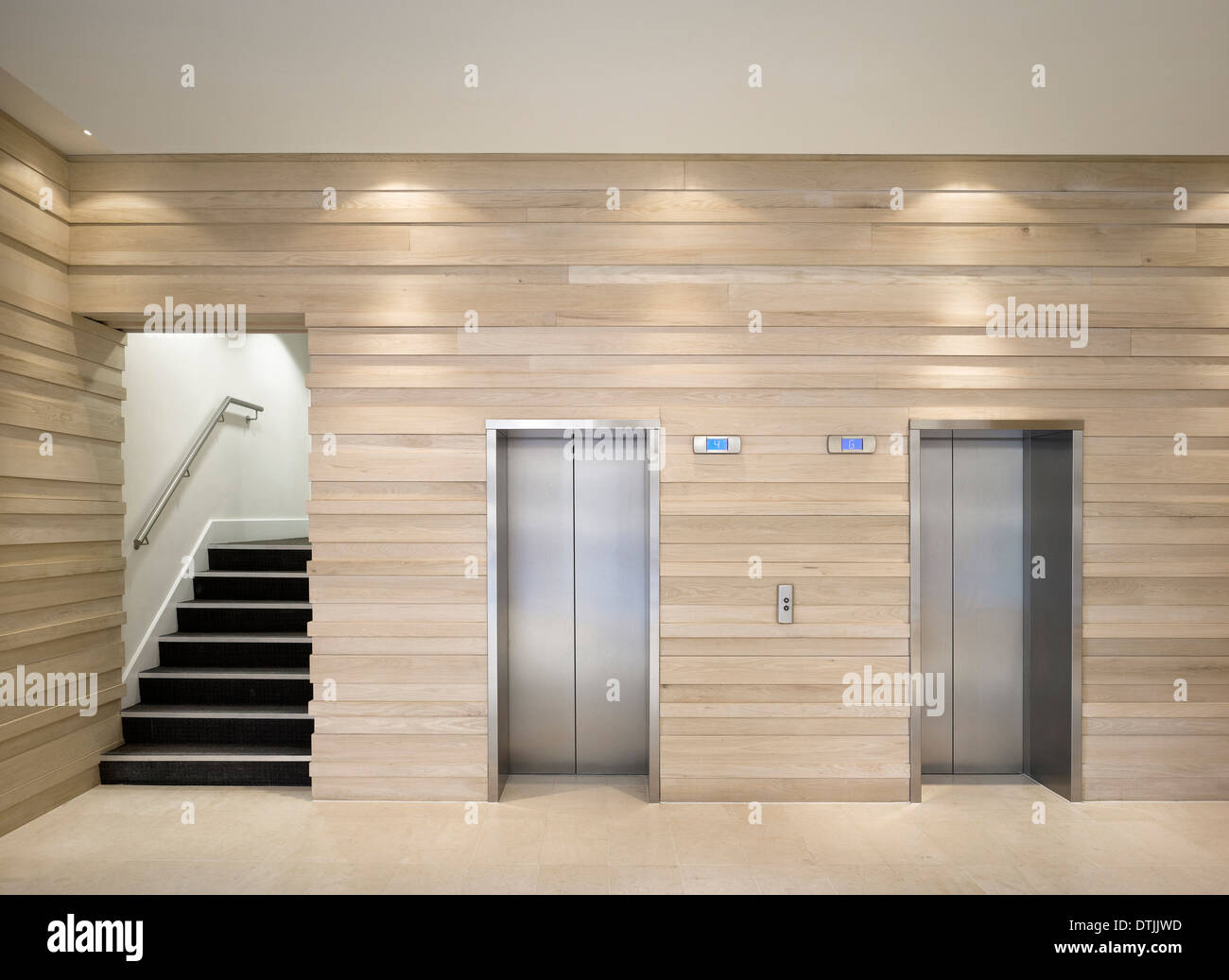 Commercial building lobby hi-res stock photography and images - Alamy Commercial building lobby hi-res stock photography and images - Alamy