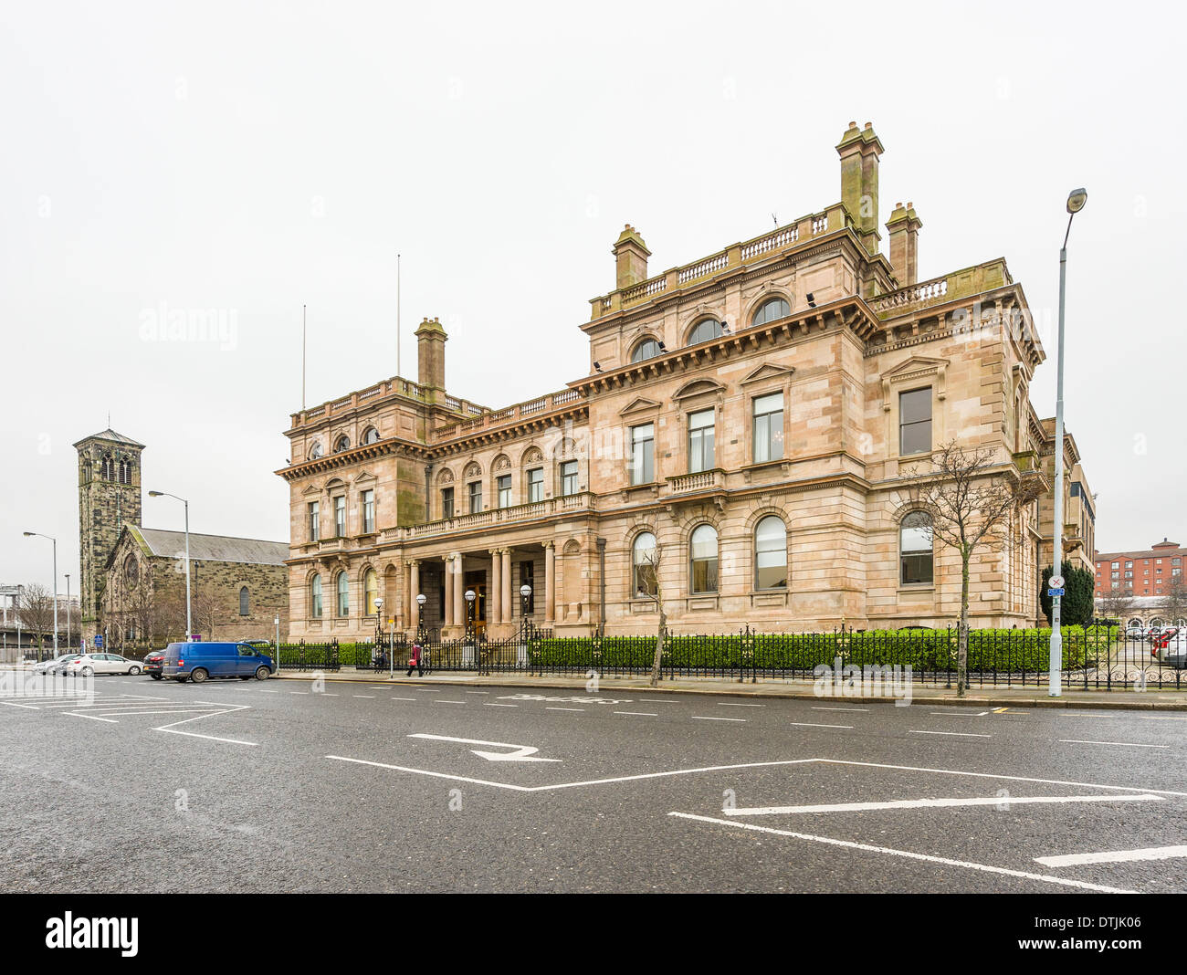 Harbour commissioners office belfast hi-res stock photography and ...