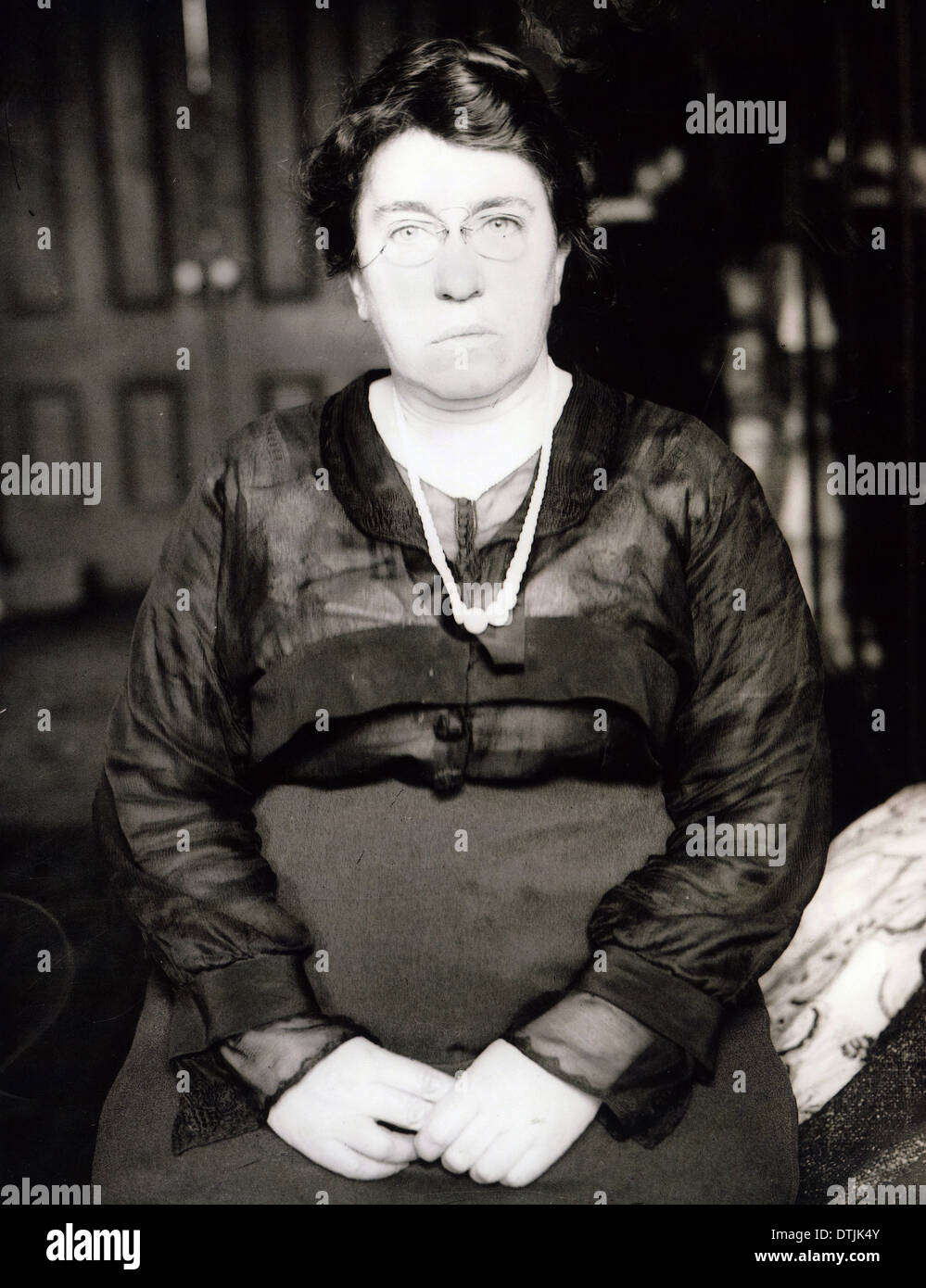 EMMA GOLDMAN (1869-1940) Russian-American anarchist about 1915 Stock ...