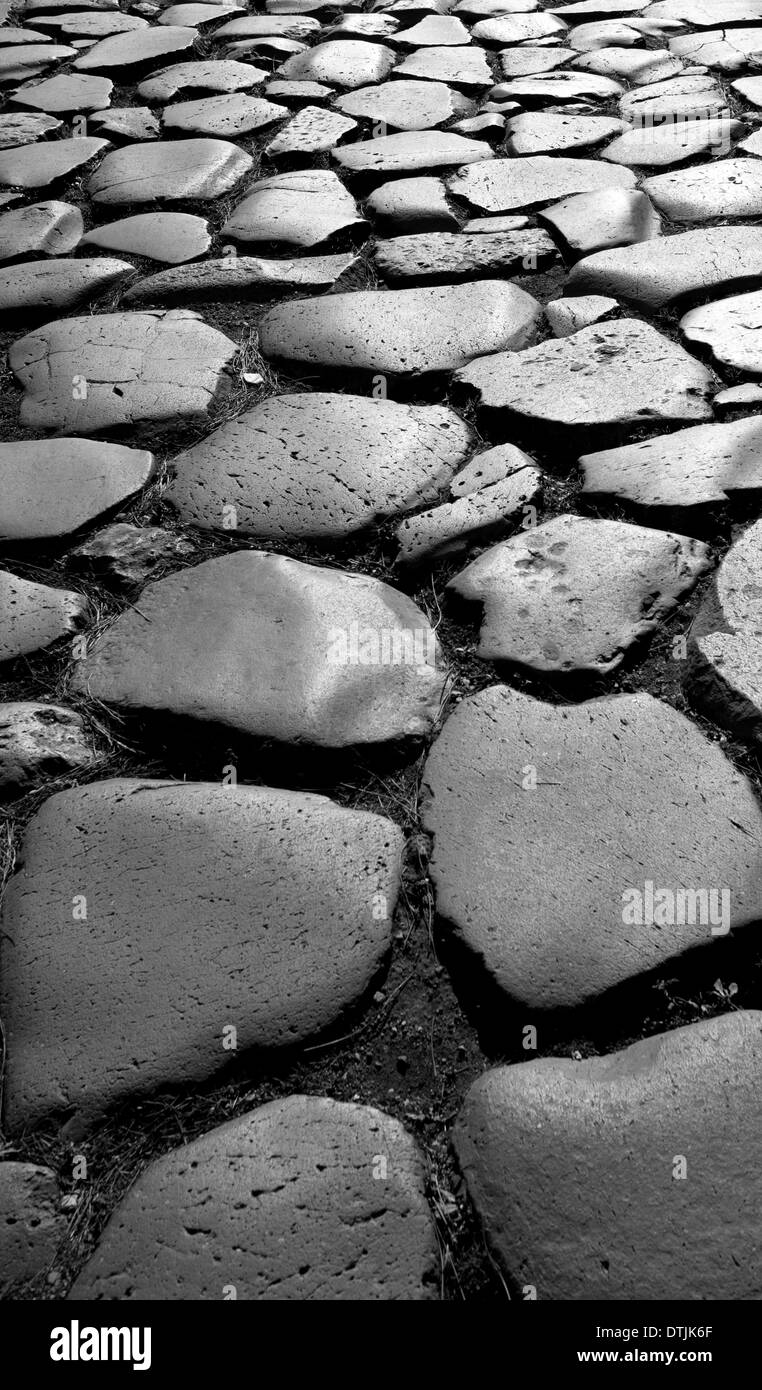 Cobbled pathway hi-res stock photography and images - Alamy