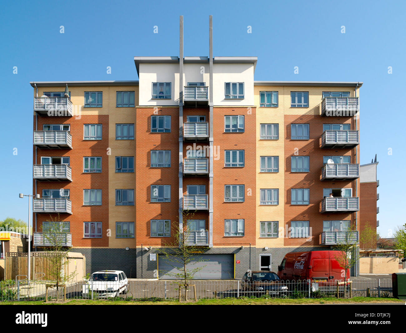 Slough redevelopment hi-res stock photography and images - Alamy