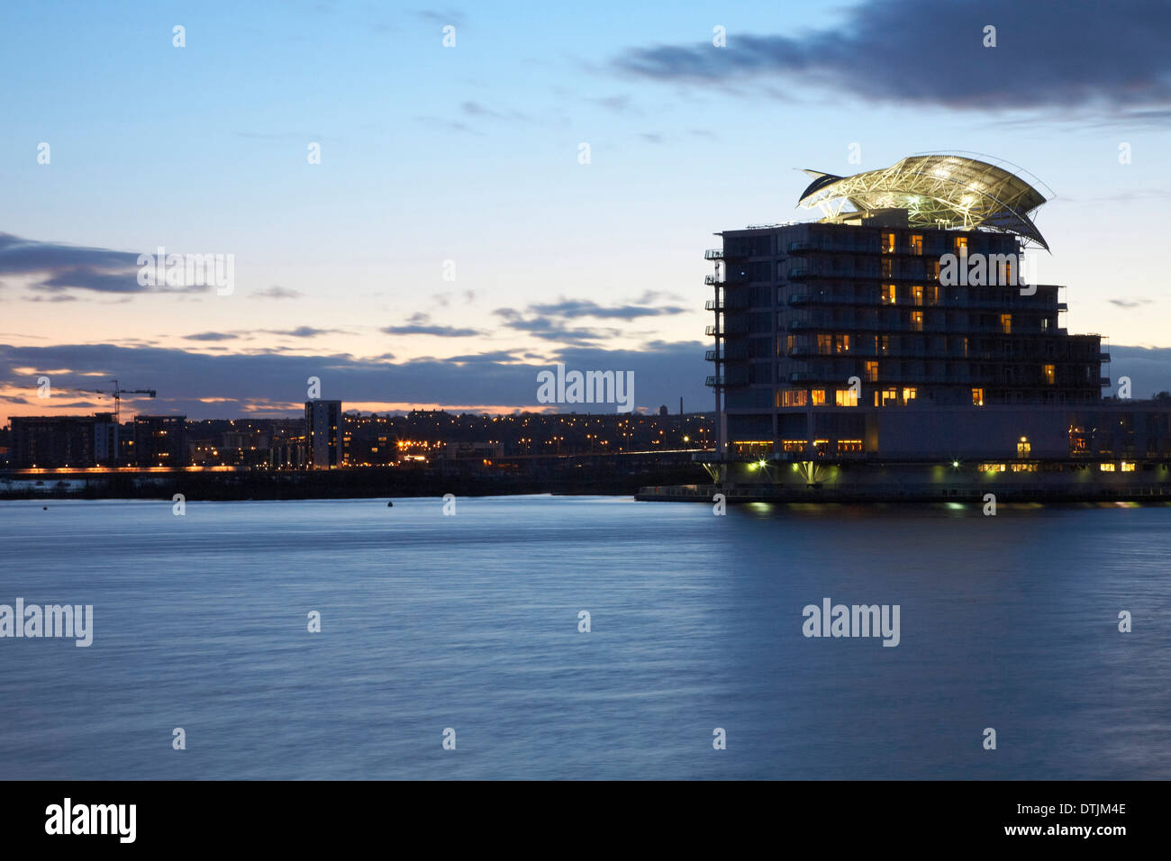 CITYSCAPE OF CARDIFF DOCK Stock Photo - Alamy