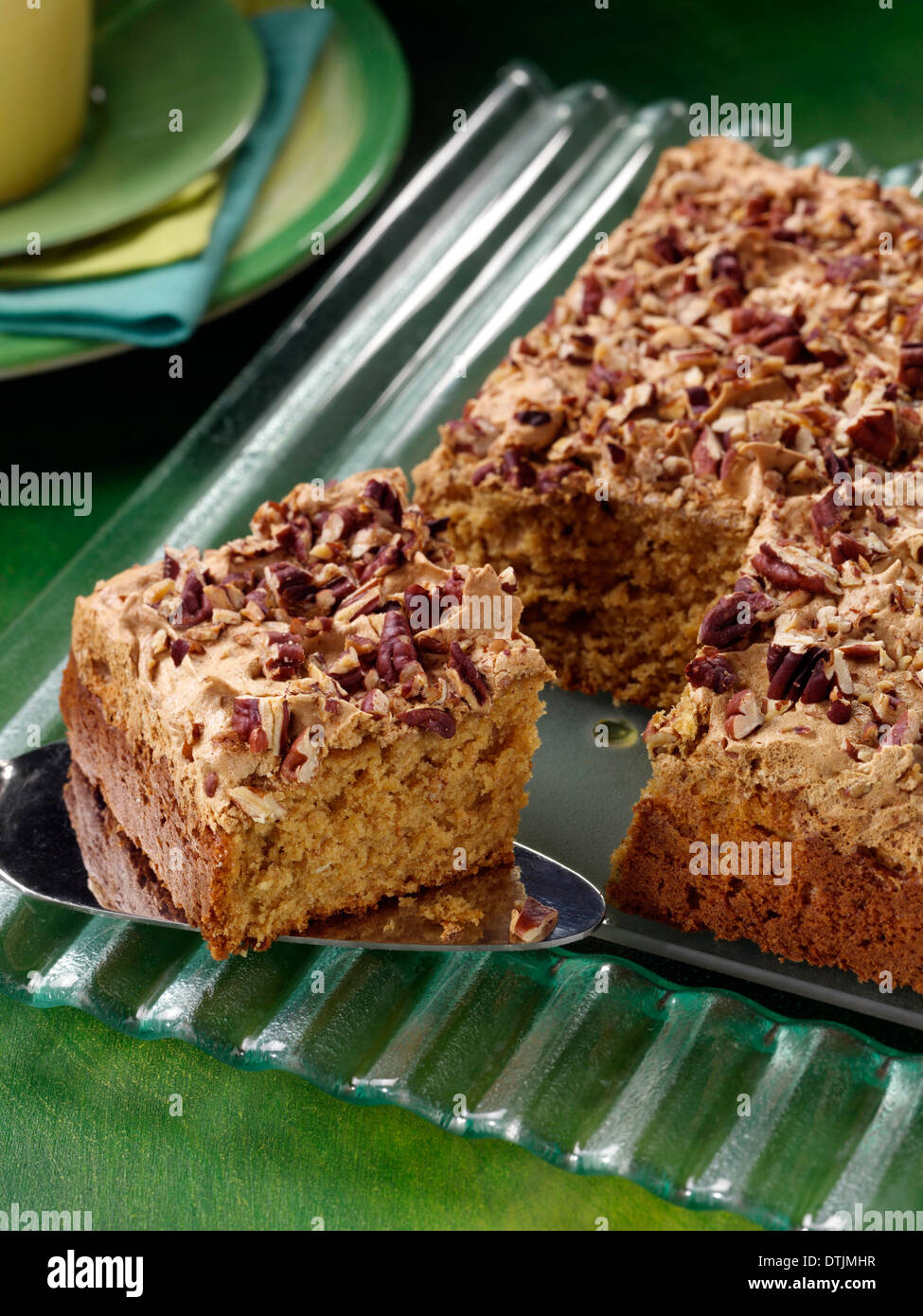 Oven baked praline cake hi-res stock photography and images - Alamy