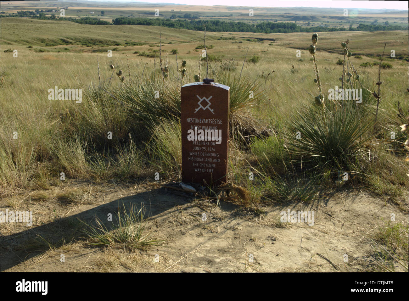 Native American Grave Stock Photo - Alamy