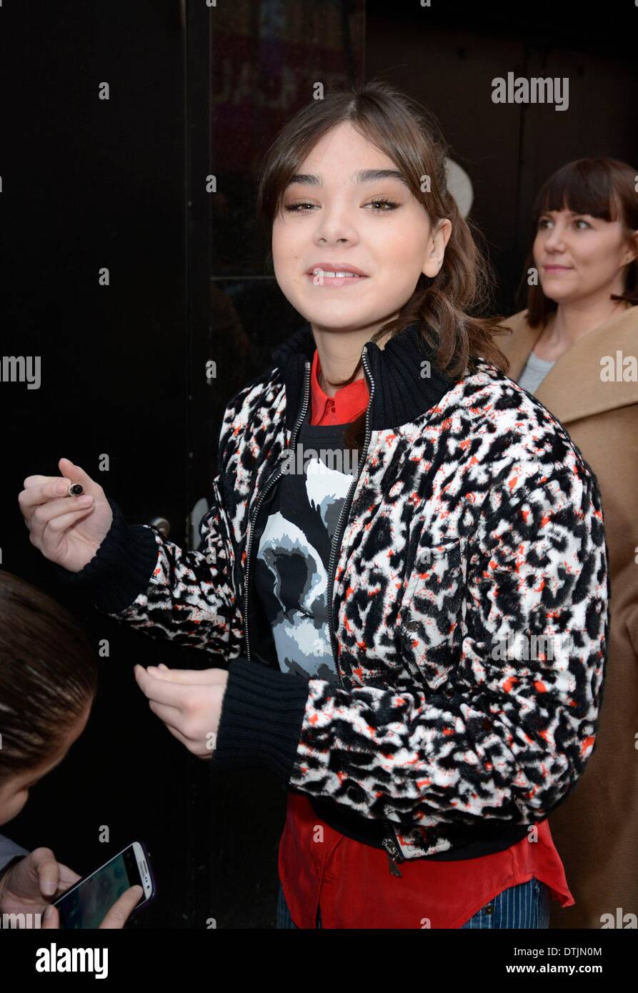 New York, NY, USA. 19th Feb, 2014. Hailee Steinfeld at talk show ...