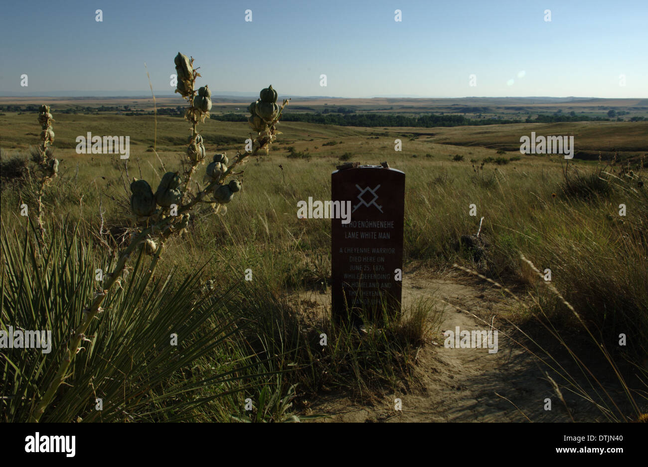 Native American grave Stock Photo - Alamy