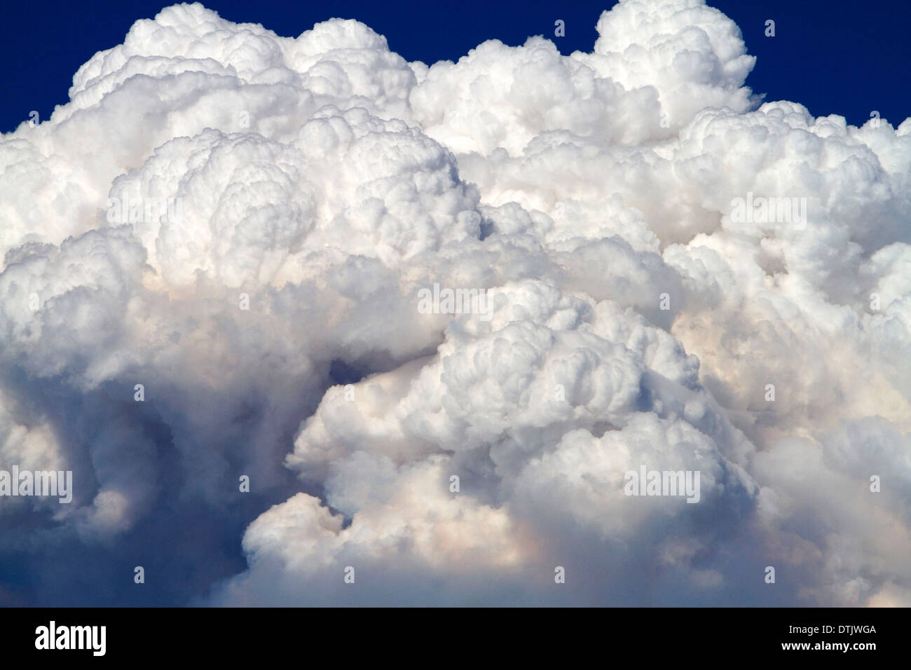 Fire cloud hi-res stock photography and images - Alamy