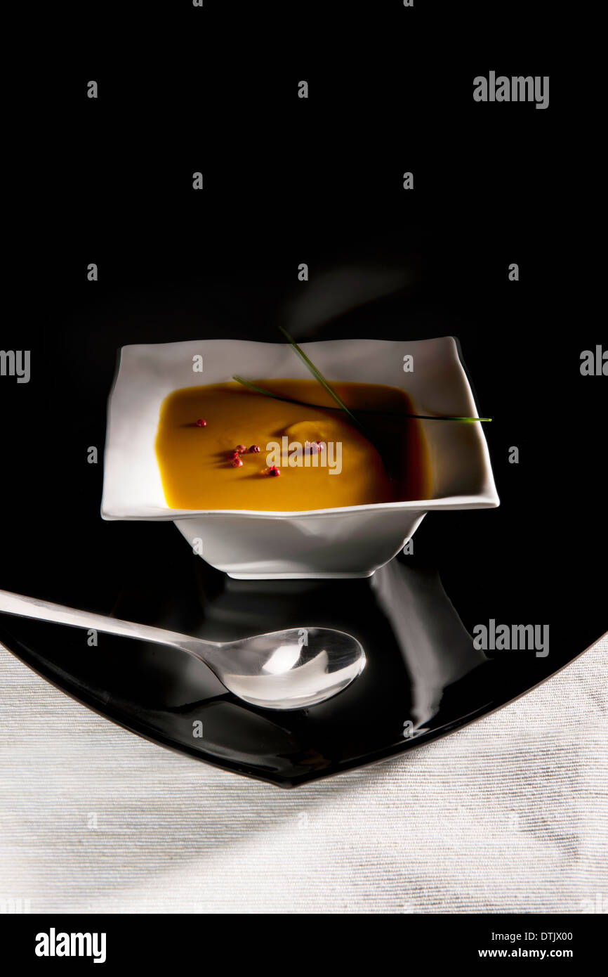 White square soup bowl hi-res stock photography and images - Alamy