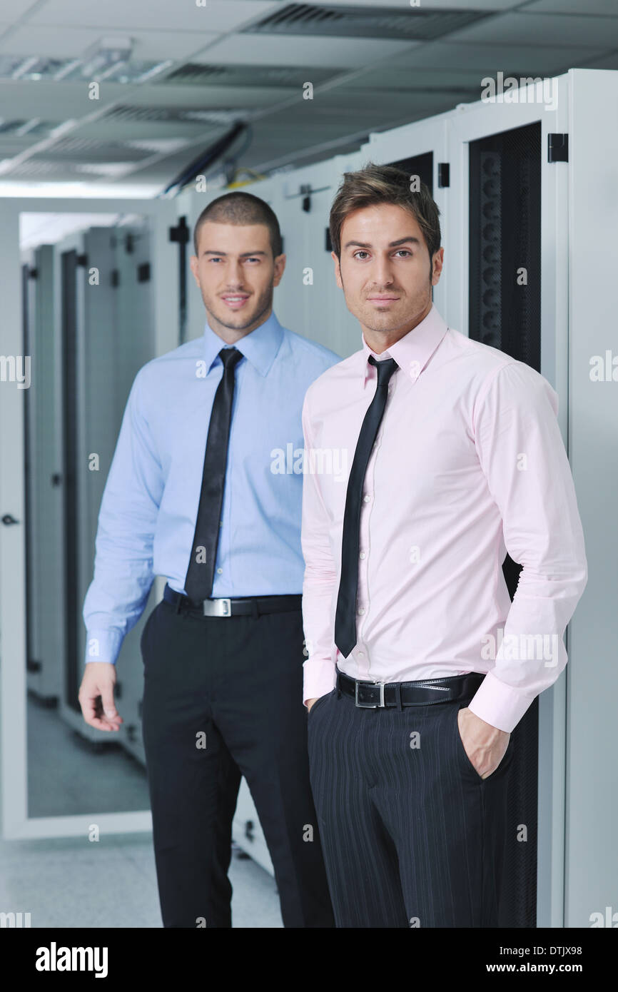 it engineers in network server room Stock Photo - Alamy