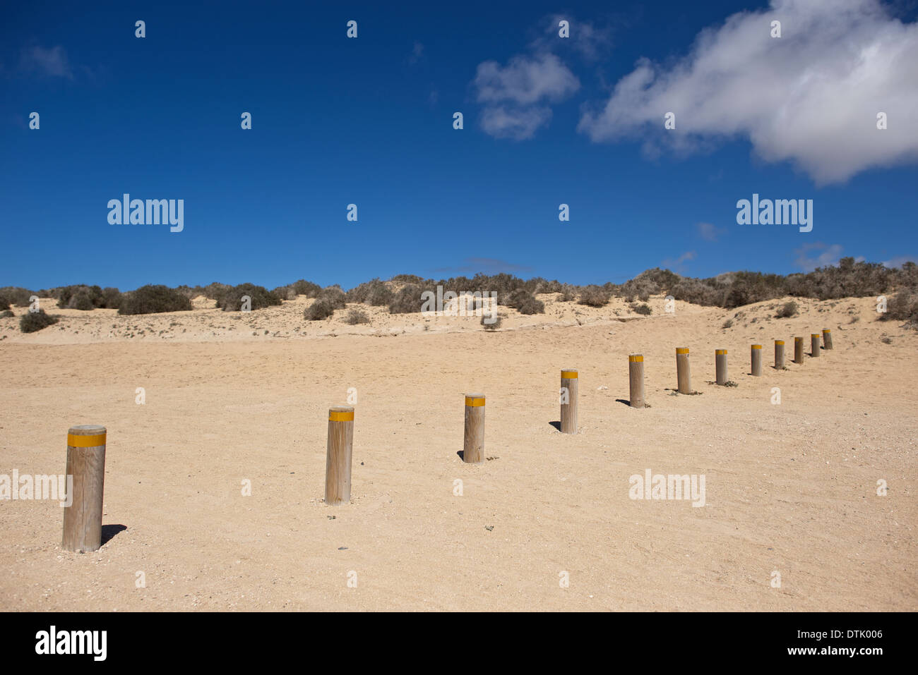 Markers posts hi-res stock photography and images - Alamy