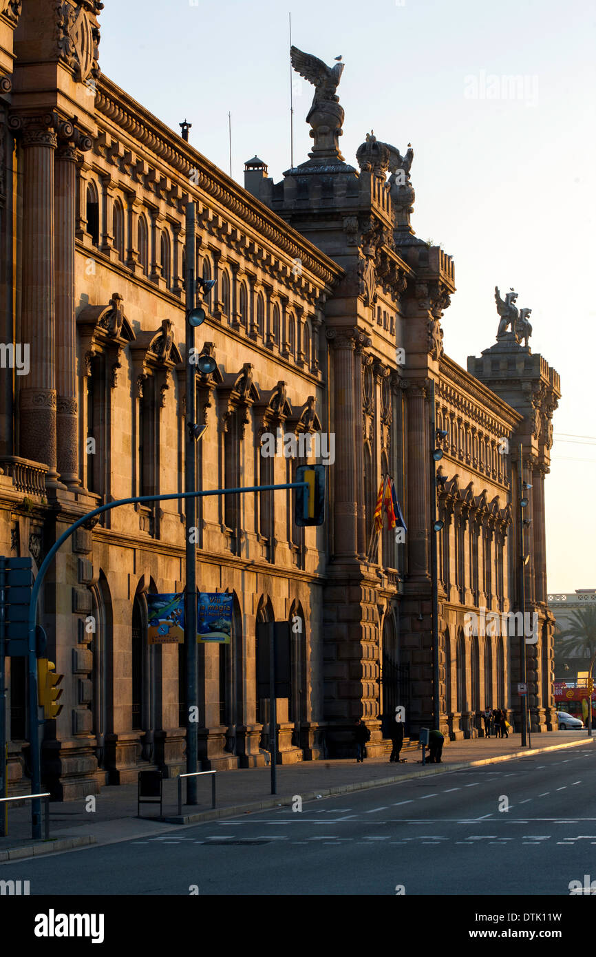 Multicultural family house spain hi-res stock photography and images ...