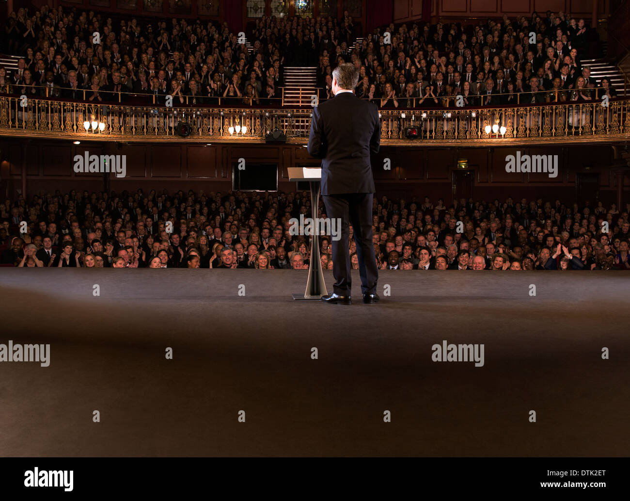 African theatre stage hi-res stock photography and images - Alamy